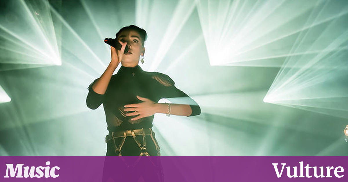 Valentine’s Heartbreak Hits | Varsity