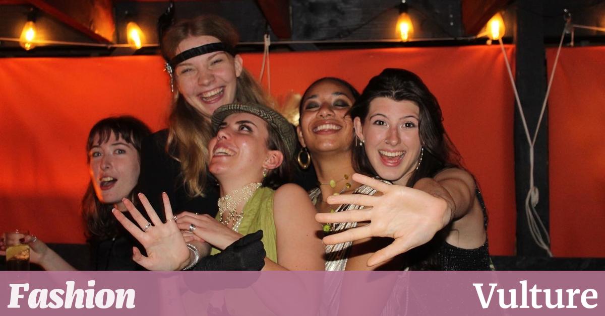 The value of a theme | Varsity